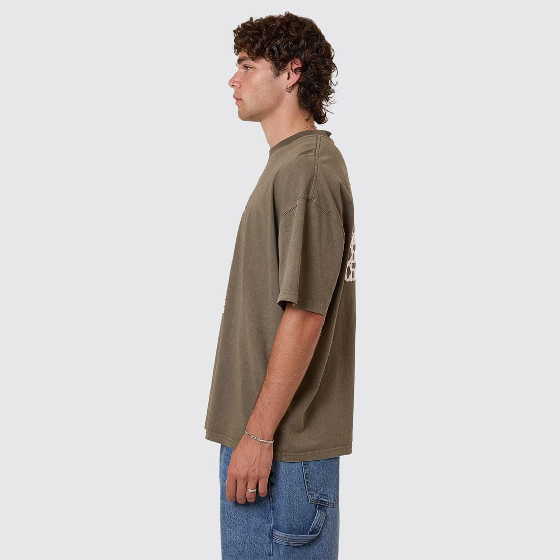 THRILLS Cheap Thrills Box Fit Oversize Tee - Tarmac – Quest Store